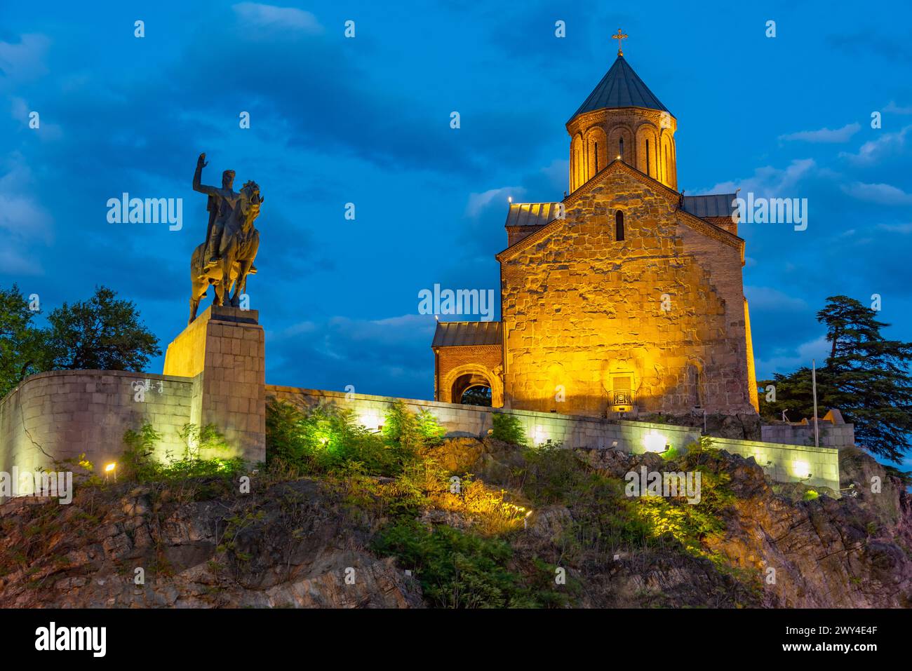 Sunset view of Metekhi Virgin Mary Assumption Church in Tbilisi ...