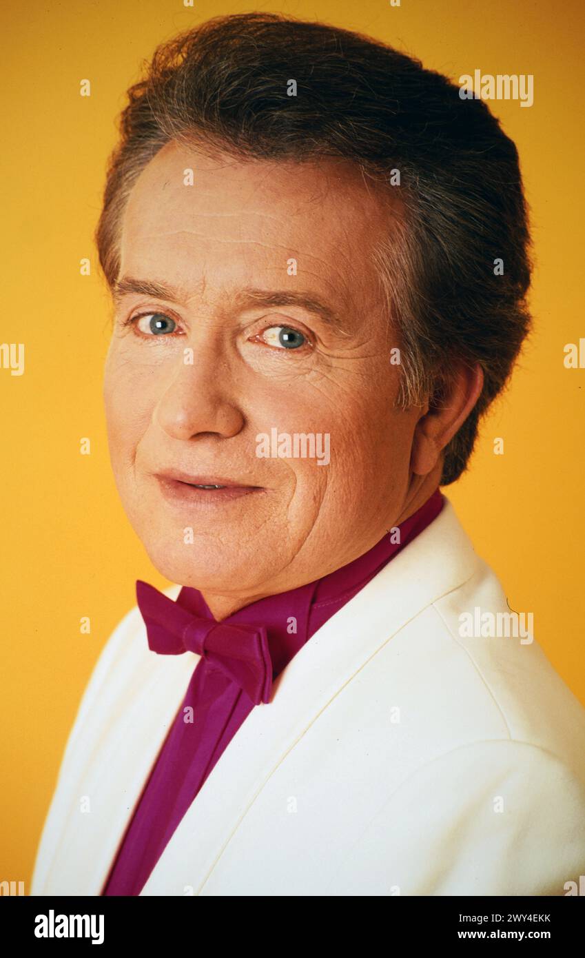 Chris Wallasch, deutscher Komponist, Musikproduzent und Moderator, zu ...