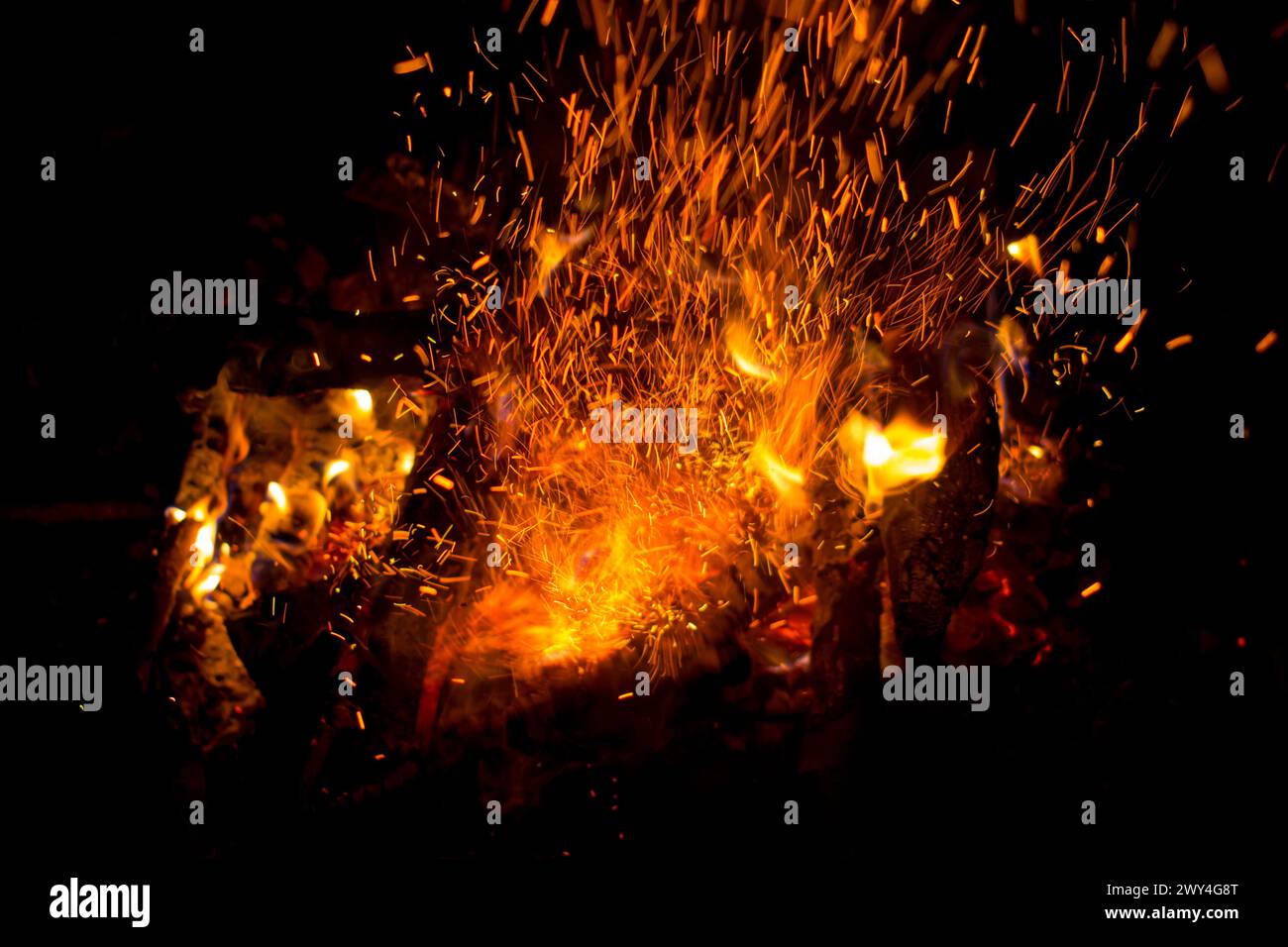 Sparks from fire rising up hi-res stock photography and images - Alamy