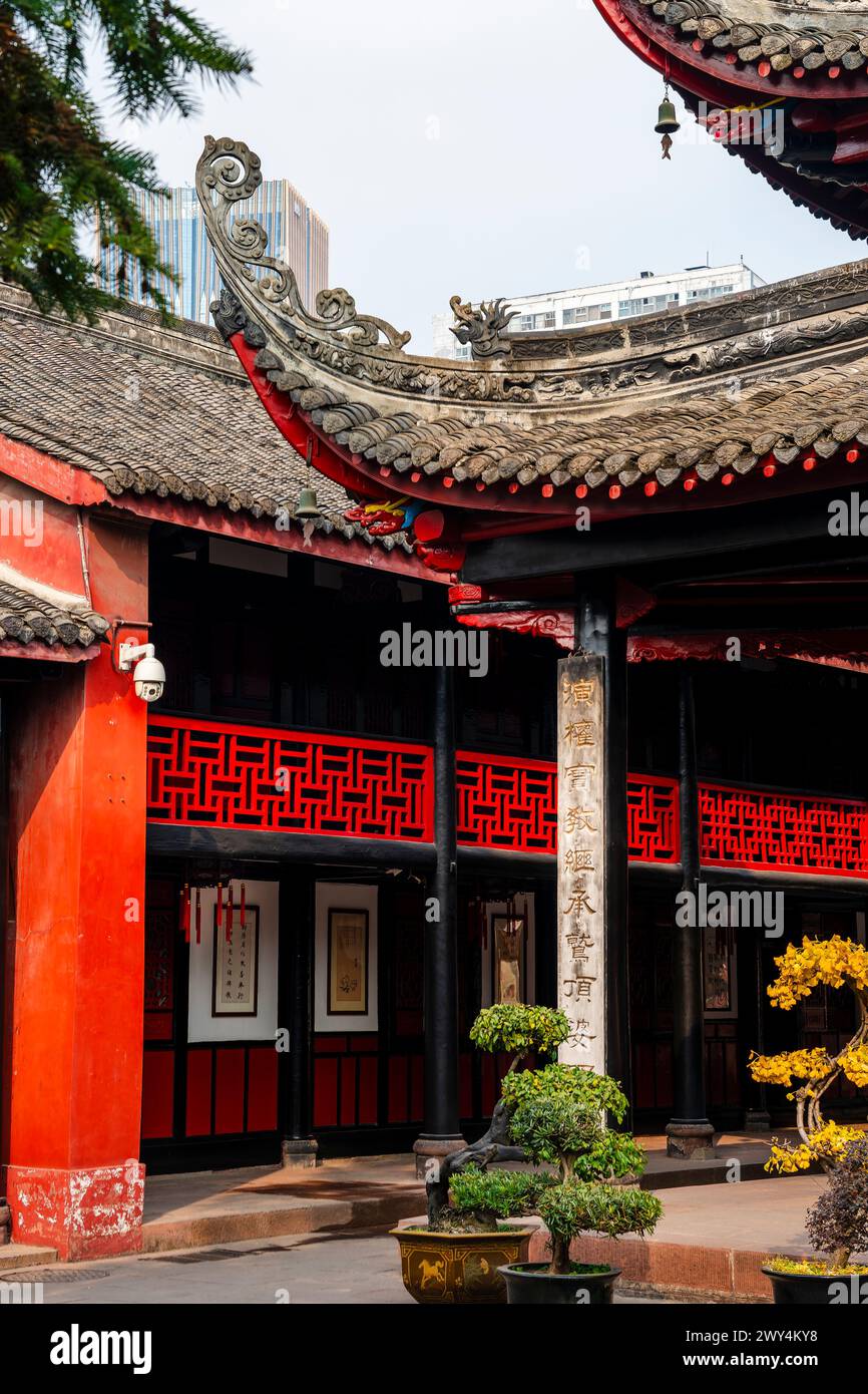 Wenshu temple chengdu hi-res stock photography and images - Alamy