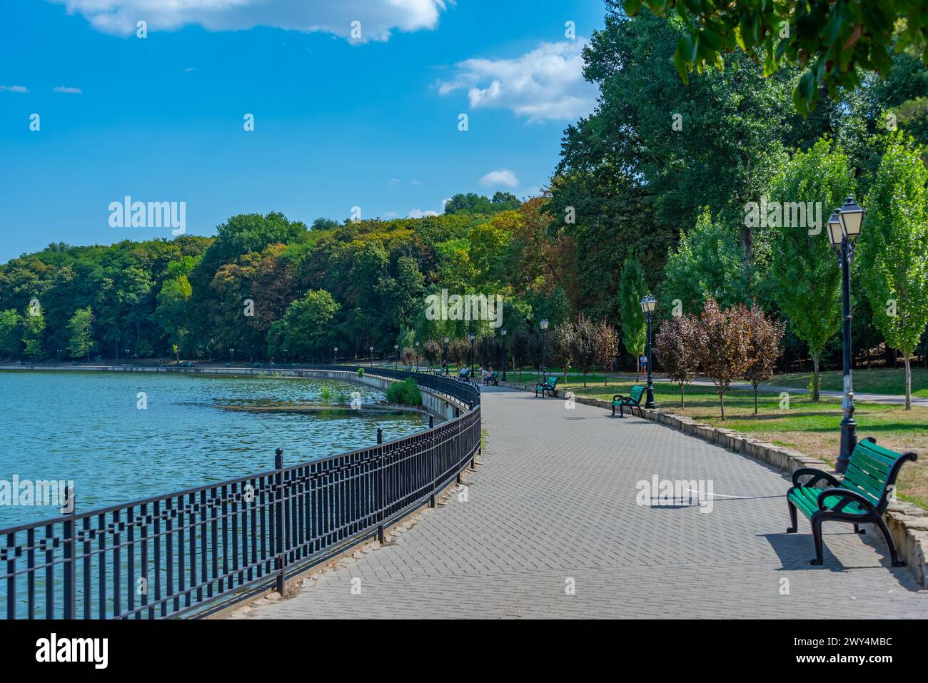 Lacul valea hi-res stock photography and images - Alamy