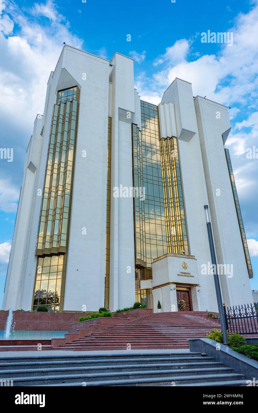 Presidential Palace in Moldovan capital in Chisinau Stock Photo - Alamy