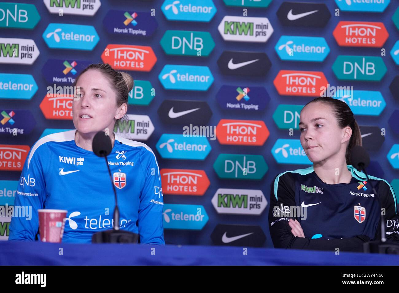 Oslo 20240404.National team manager Gemma Grainger and player Guro ...