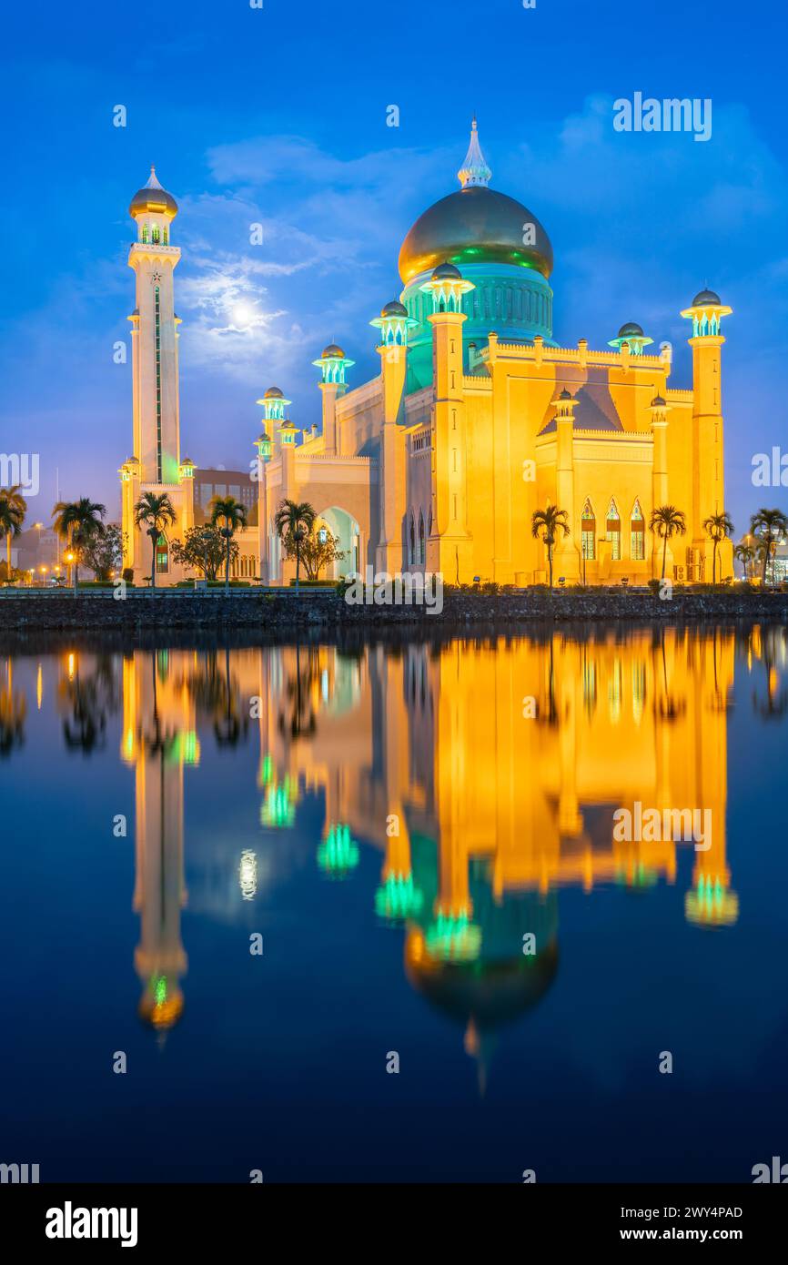 Grand mosque of brunei hi-res stock photography and images - Alamy