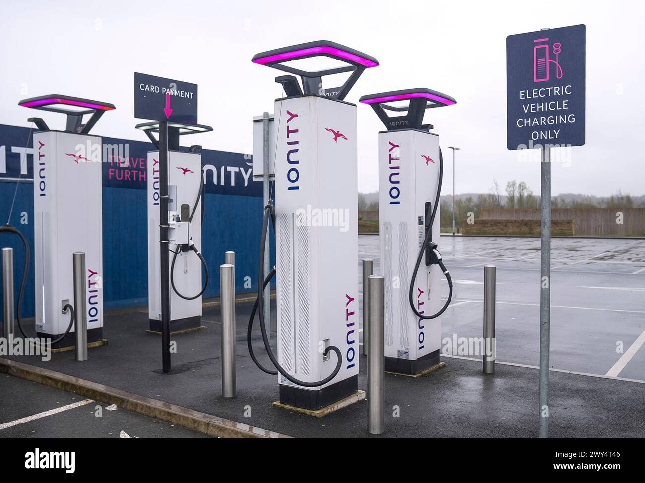 An electric vehicle charging station at Skelton Lake Service Station in ...
