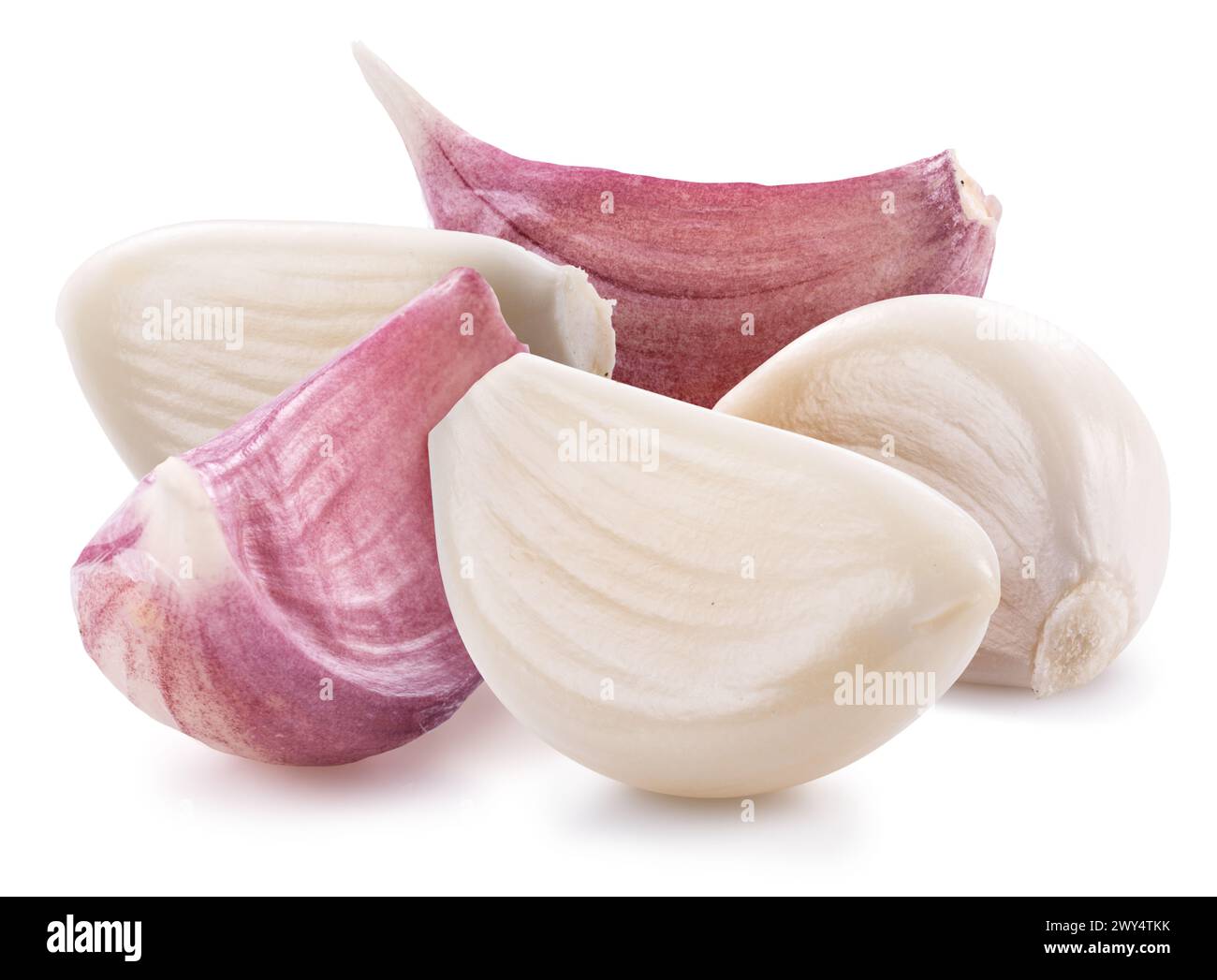 Peeled and unpeeled garlic cloves isolated on white background Stock ...
