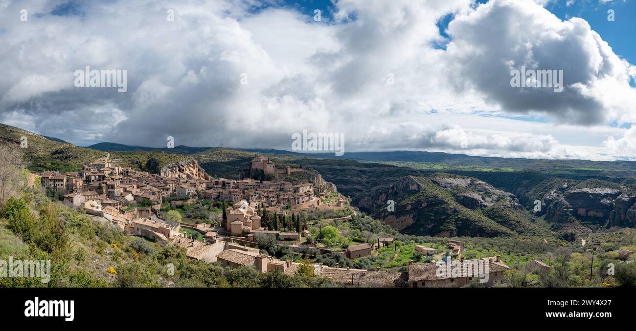 View of Alquezar village. Alquezar, Huesca, Aragon, Spain Stock Photo ...