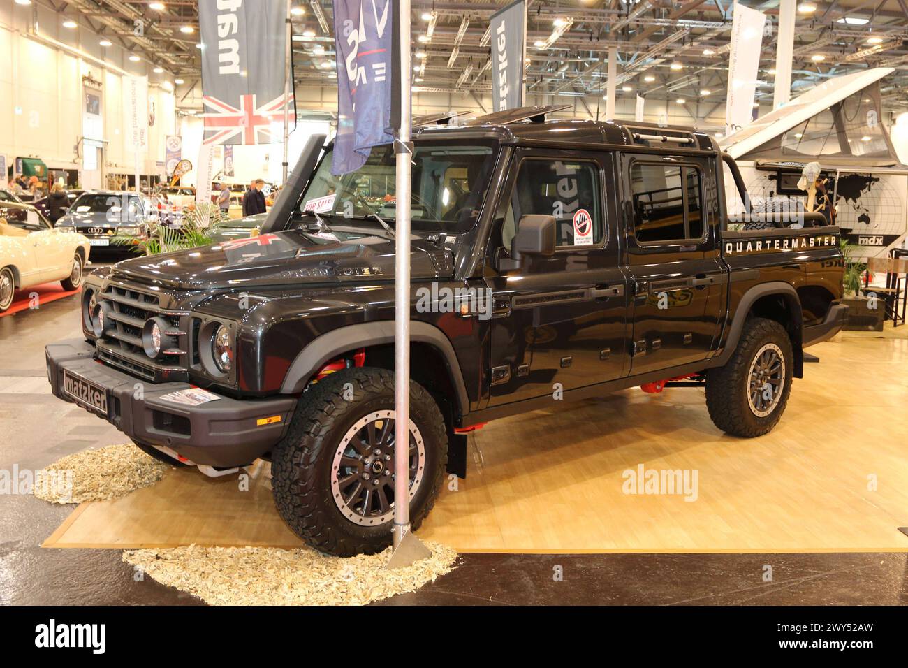 Ineos Grenadier Quartermaster Pick-up SUV, Modelljahr 2024, 34. Techno Classica Essen 03. - 07. ...