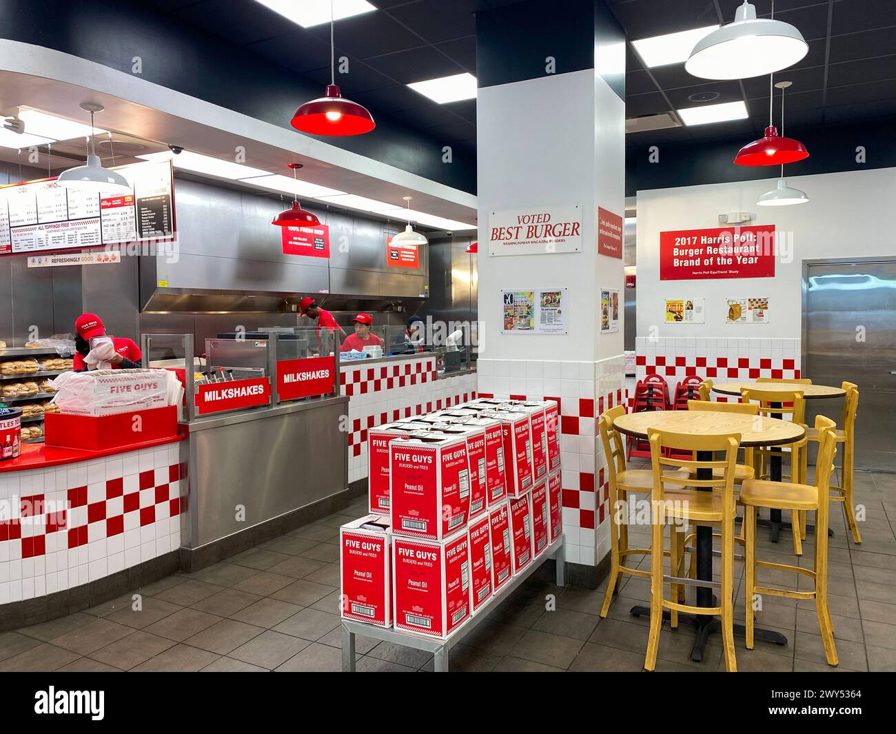 Checkered walls hi-res stock photography and images - Alamy