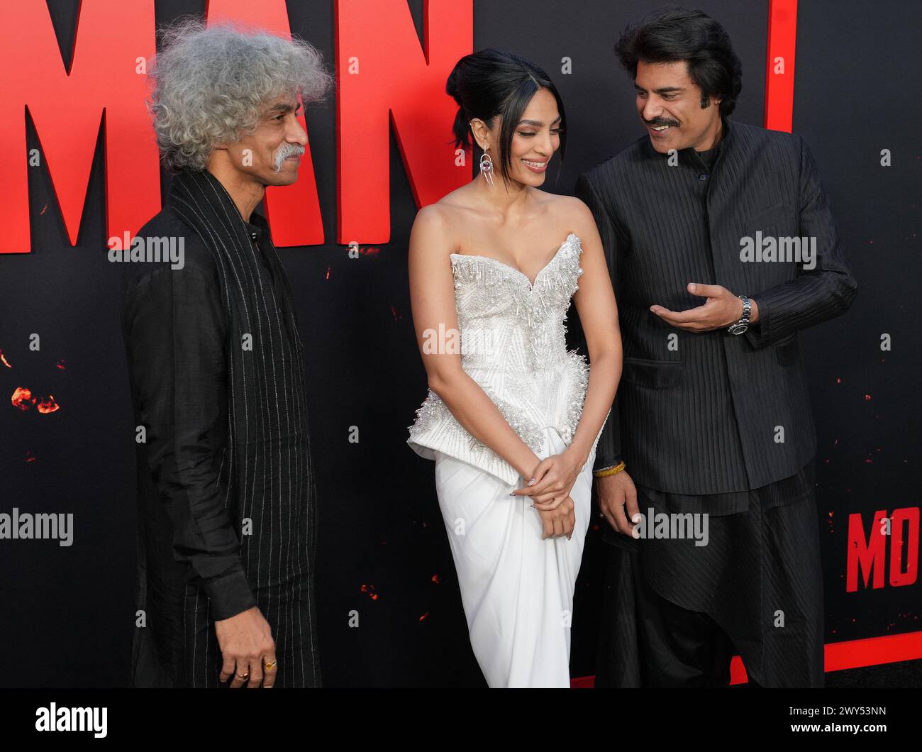 (L-R) Makarand Deshpande, Sobhita Dhulipala, Sikandar Kher at the ...