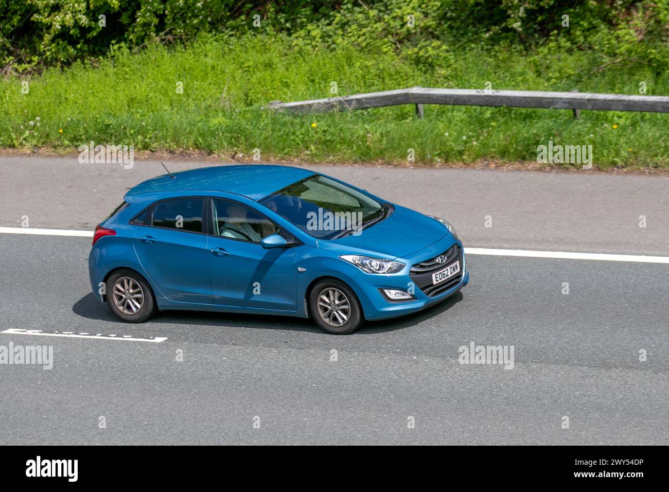 Blue hyundai i30 hi-res stock photography and images - Alamy