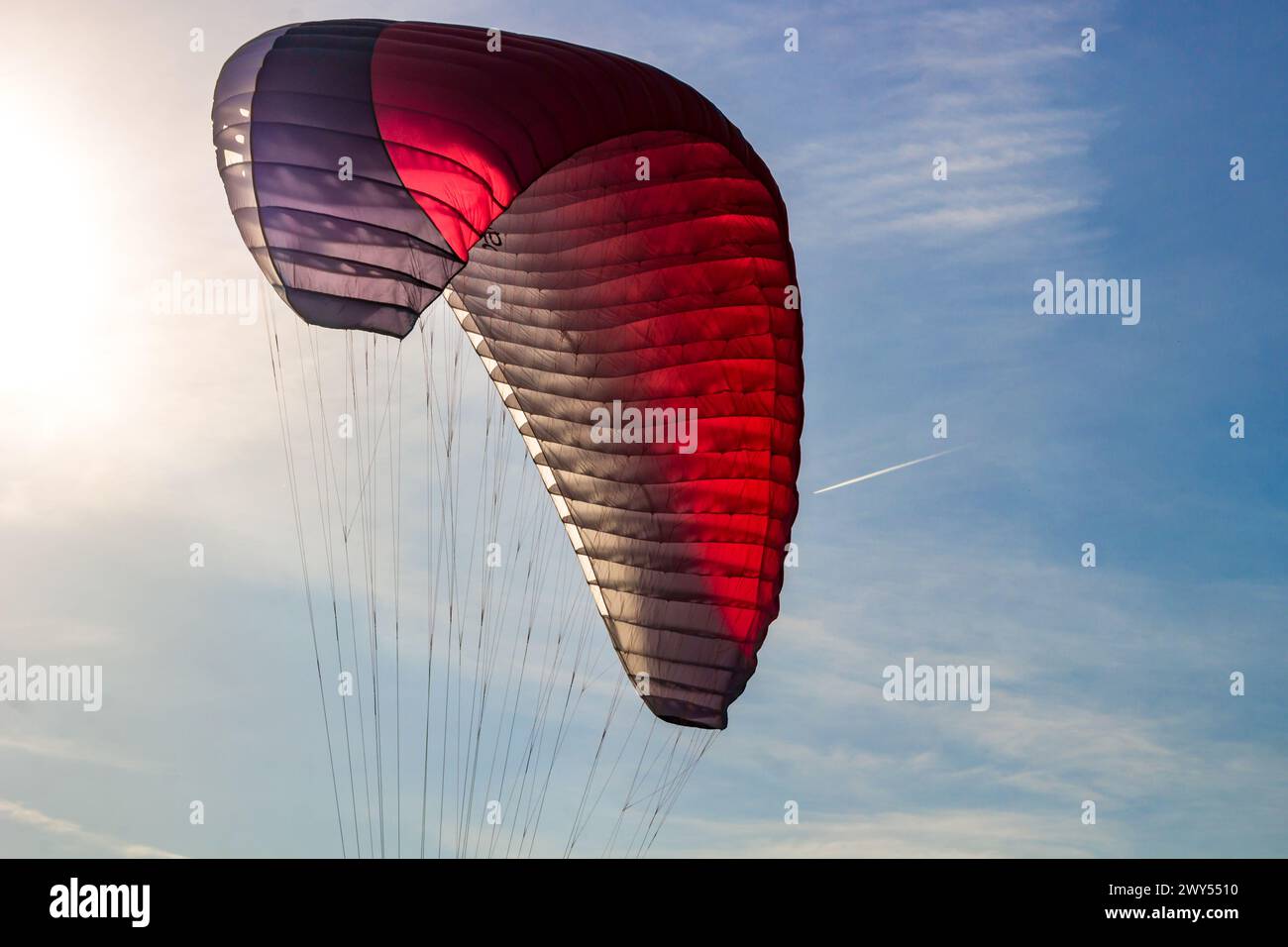 Bright paraglider in flight hi-res stock photography and images - Alamy