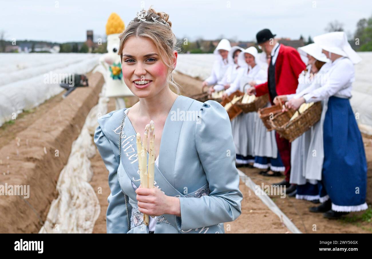 Klaistow, Germany. 04th Apr, 2024. The Beelitz Asparagus Queen Lisa ...