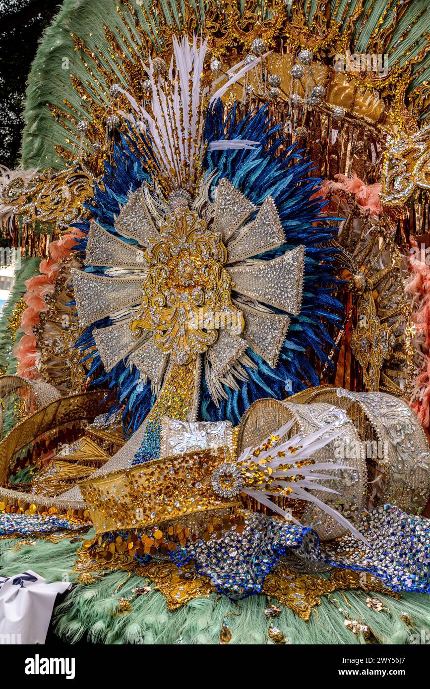 Queen float hi hi-res stock photography and images - Alamy