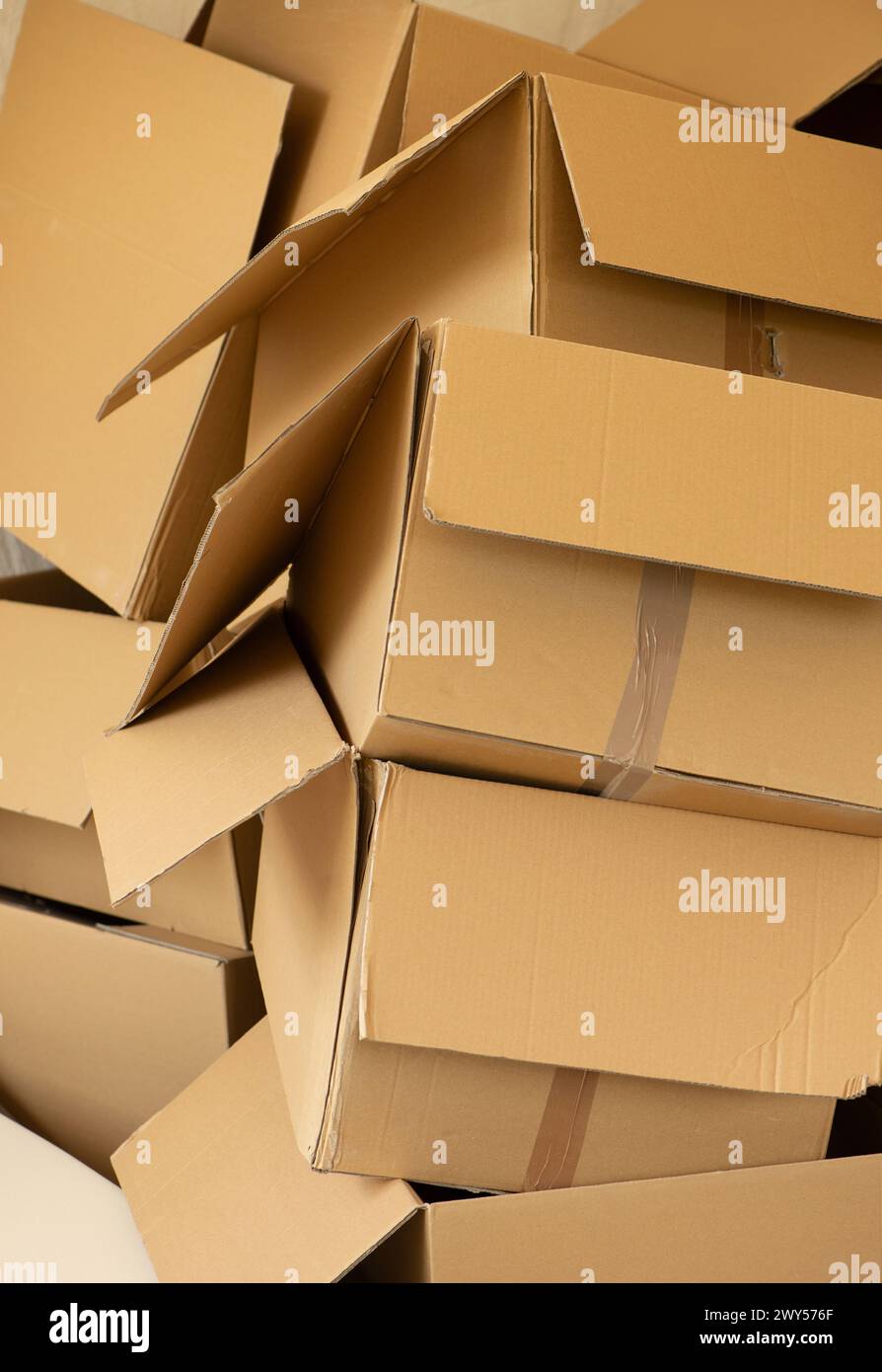 Parcels depot hi-res stock photography and images - Alamy