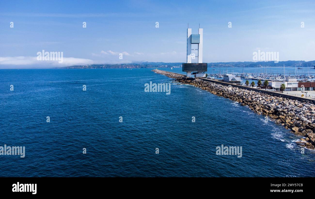 Rocky promontory hi-res stock photography and images - Alamy