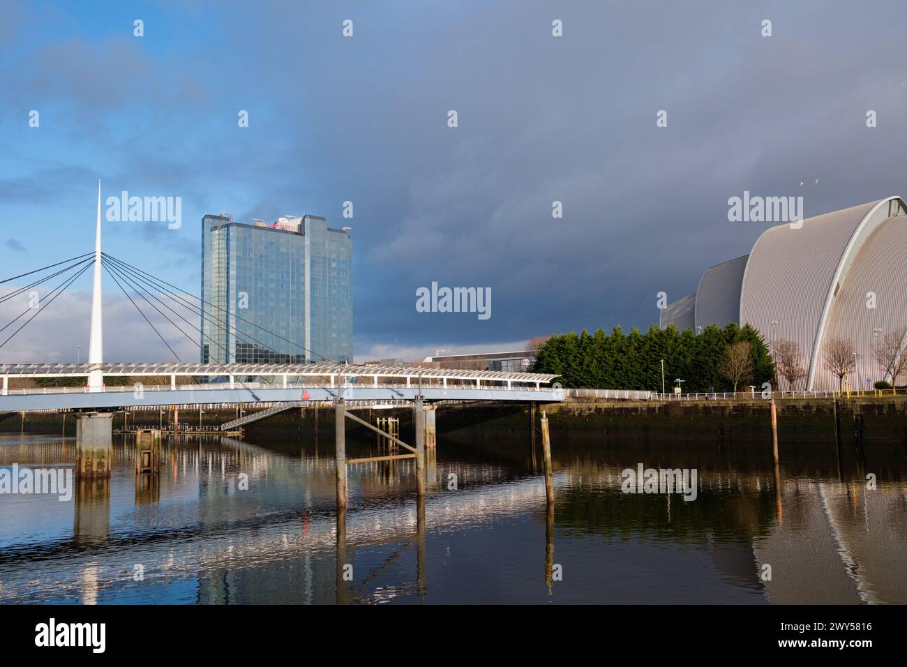 Glasgow Scotland: 13th Feb 2024: Glasgow Armadillo and Crowne Plaza on ...