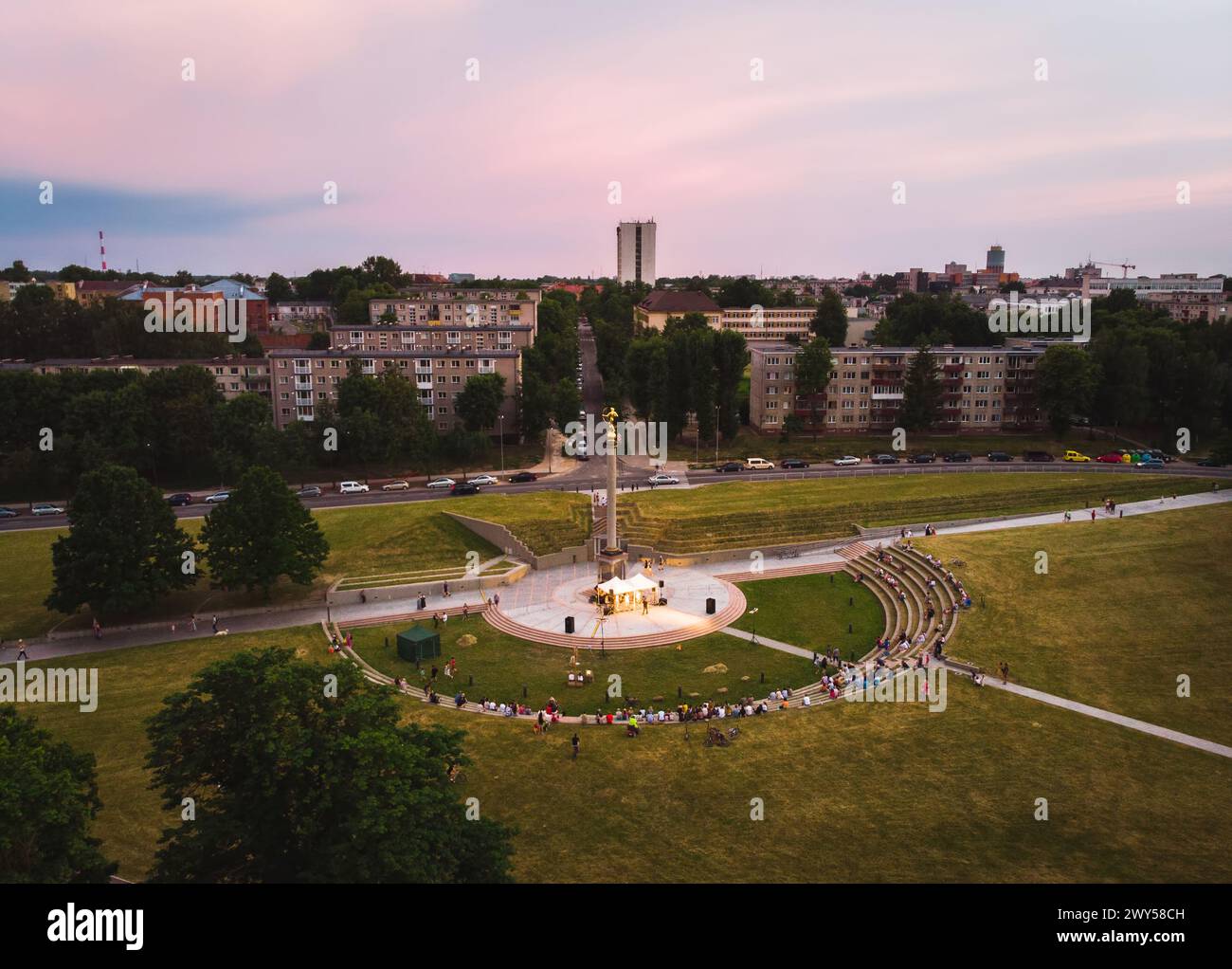 Beautiful 4k uhd aerial night hi-res stock photography and images - Alamy