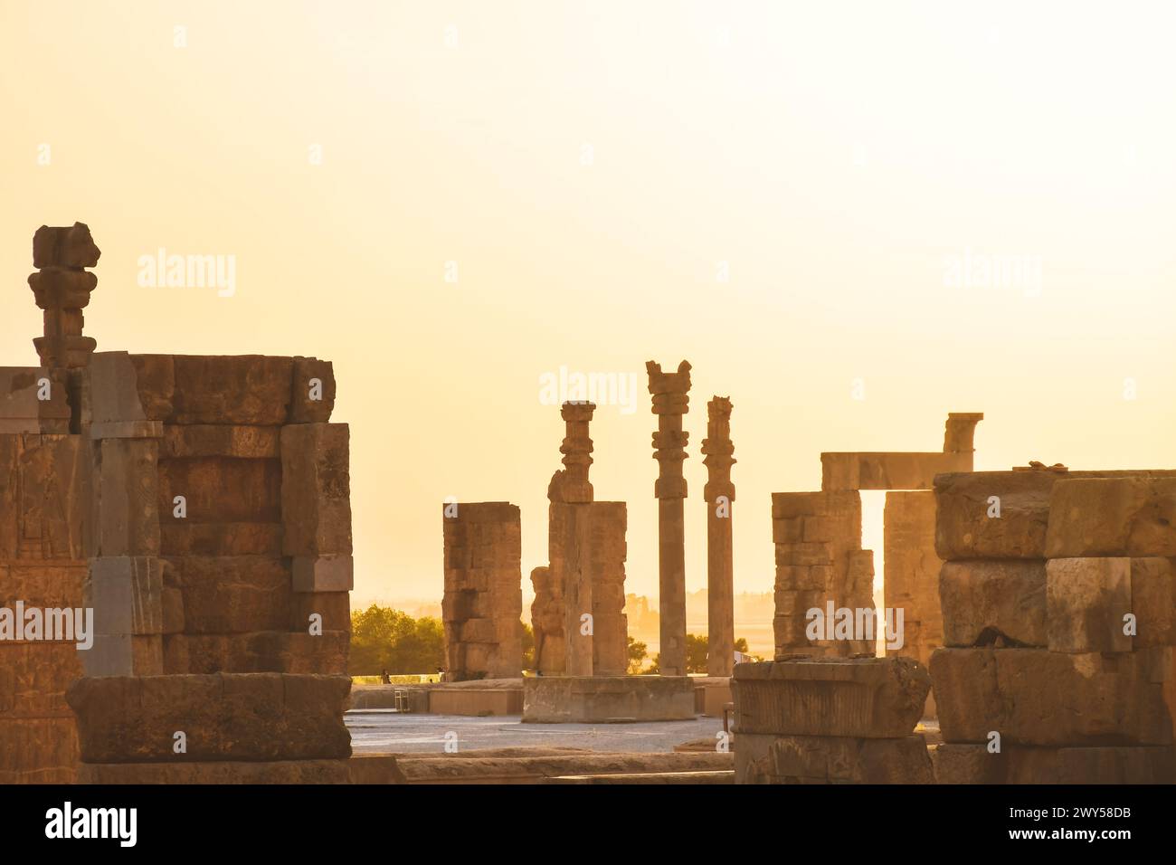 Persepolis, Iran - 8th june, 2022: Beautiful Sunrise in Persepolis ...