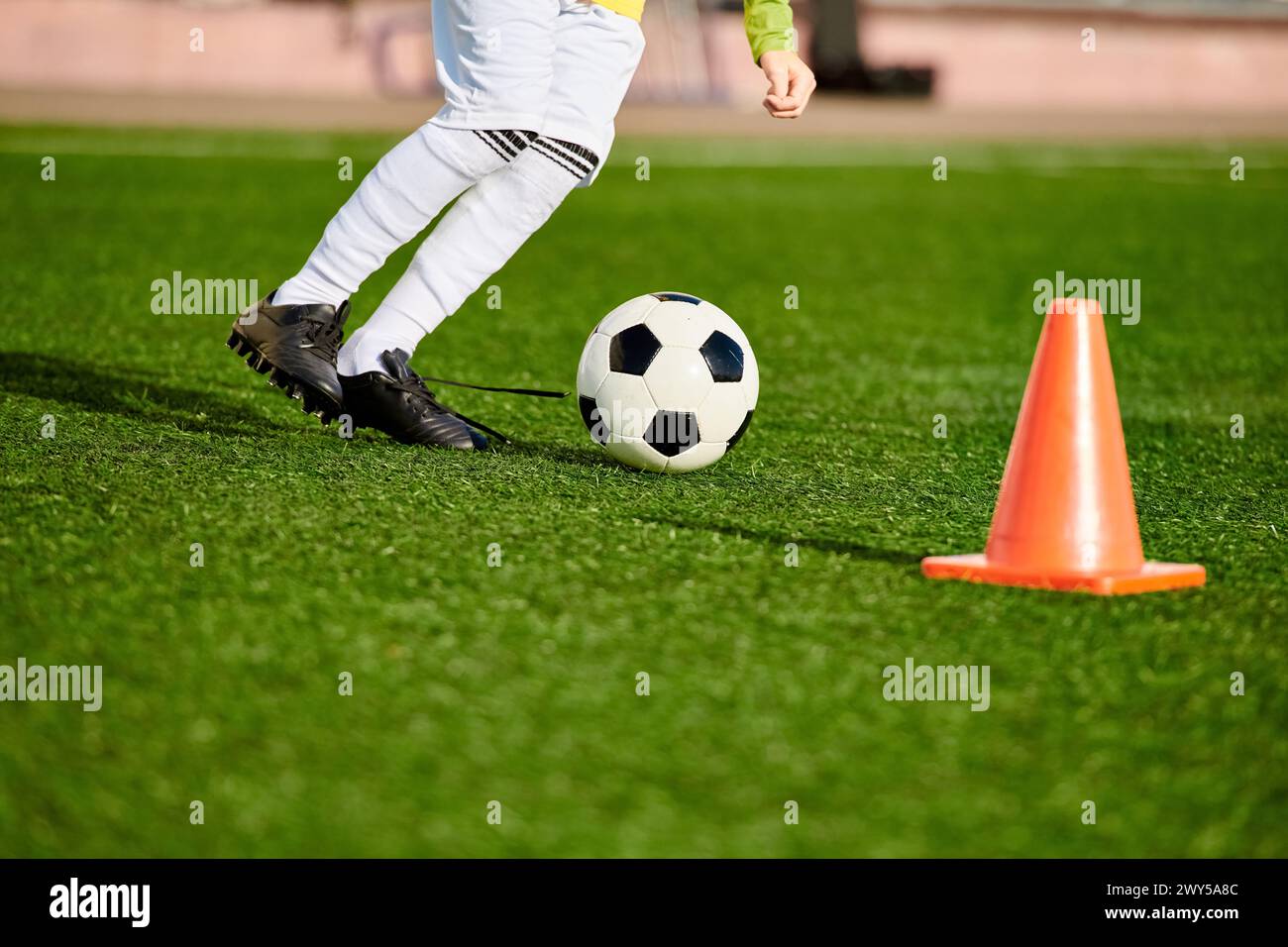 Soccer skills hi-res stock photography and images - Alamy