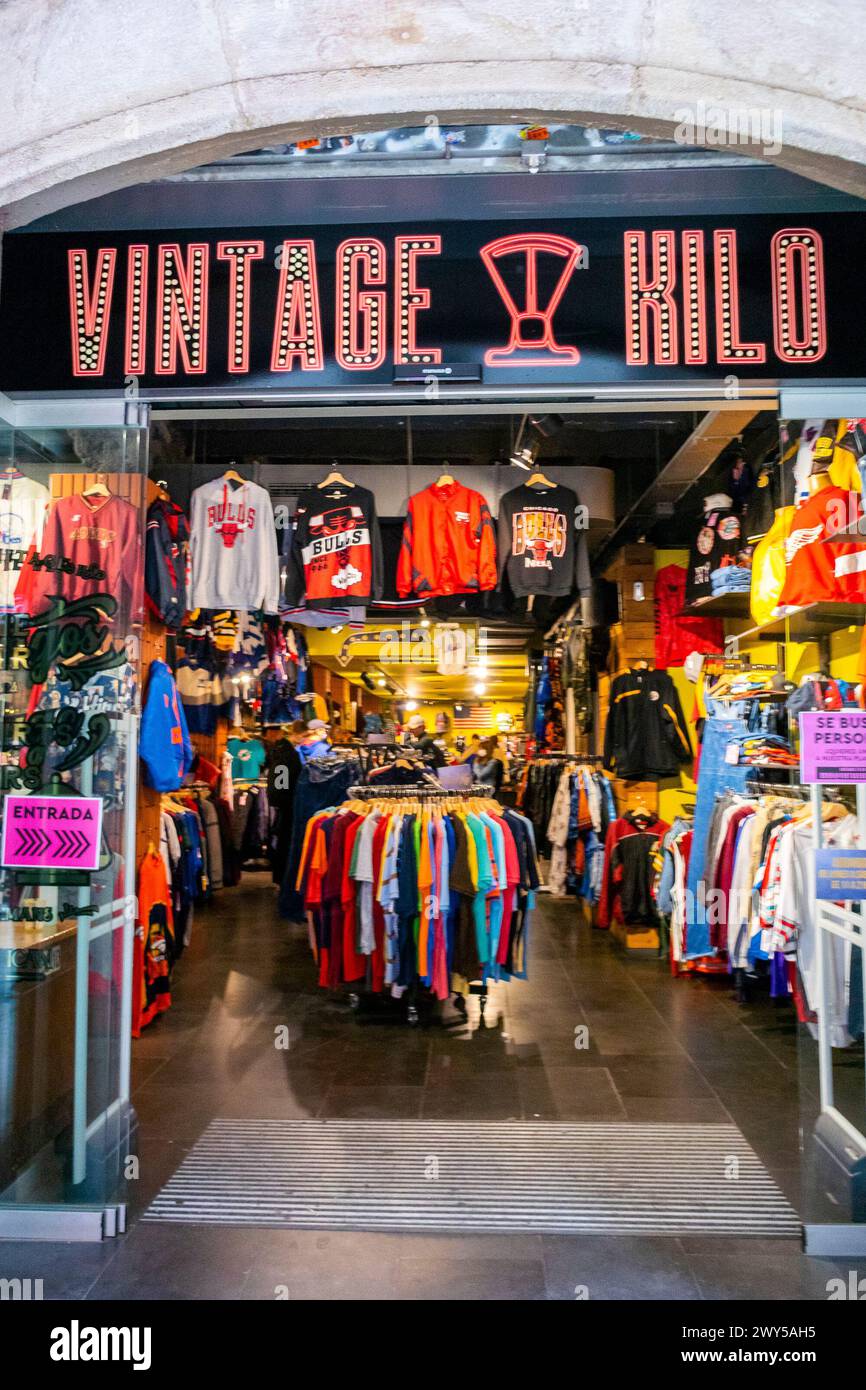 Barcelona, Spain, Vintage CLothing, Shop Fronts, Sign, shopping tourism ...