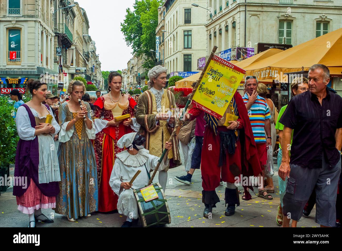 Avignon, France, Large Crowd of People, Tourists, Watching Street ...