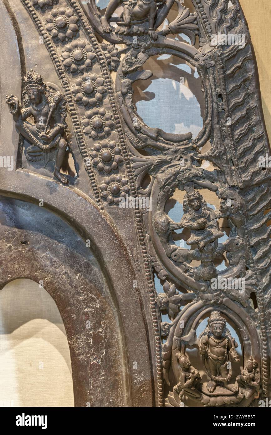 Vaishnava Avatar frame, 9th century, bronze, Devsar Kulgam, Sri Pratap ...