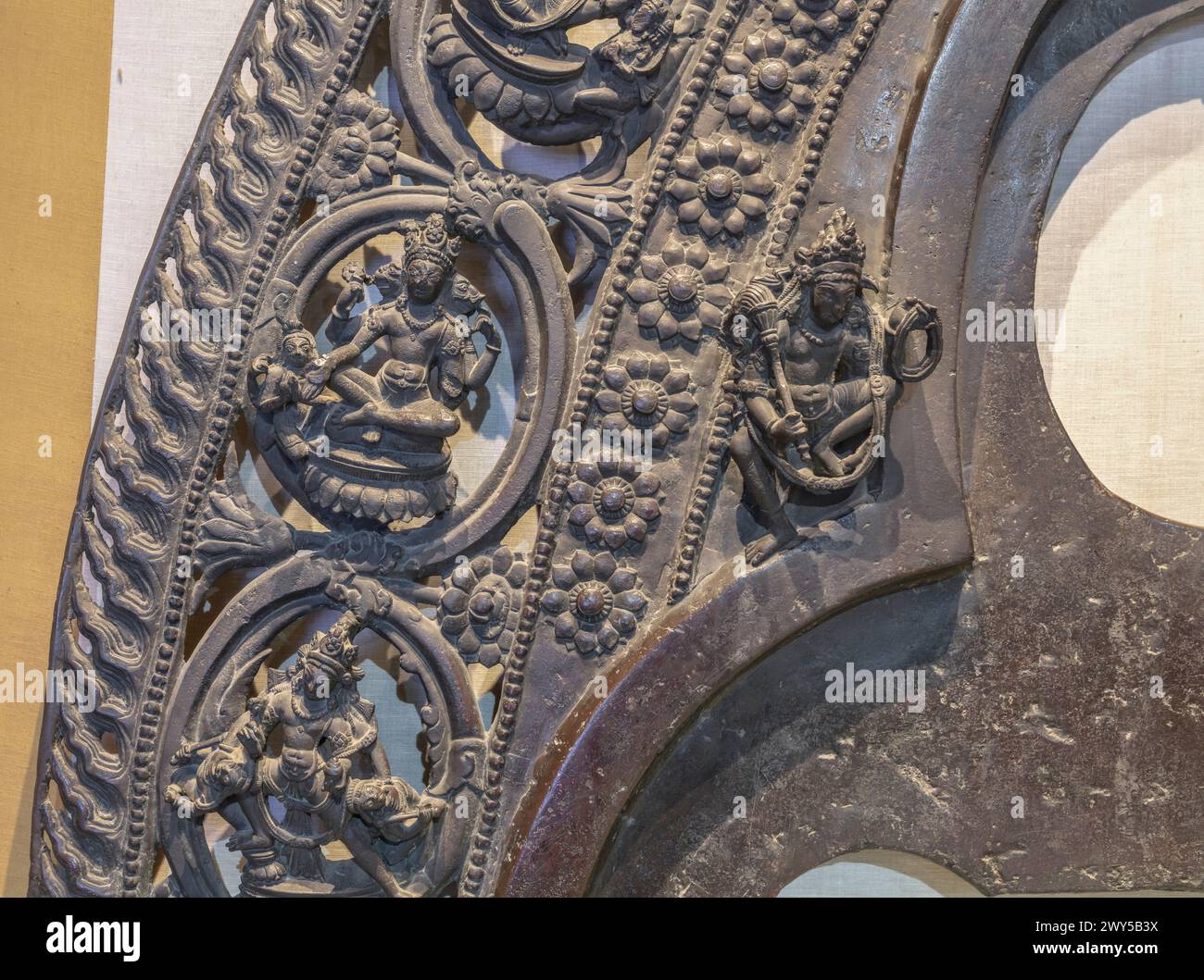 Vaishnava Avatar frame, 9th century, bronze, Devsar Kulgam, Sri Pratap ...