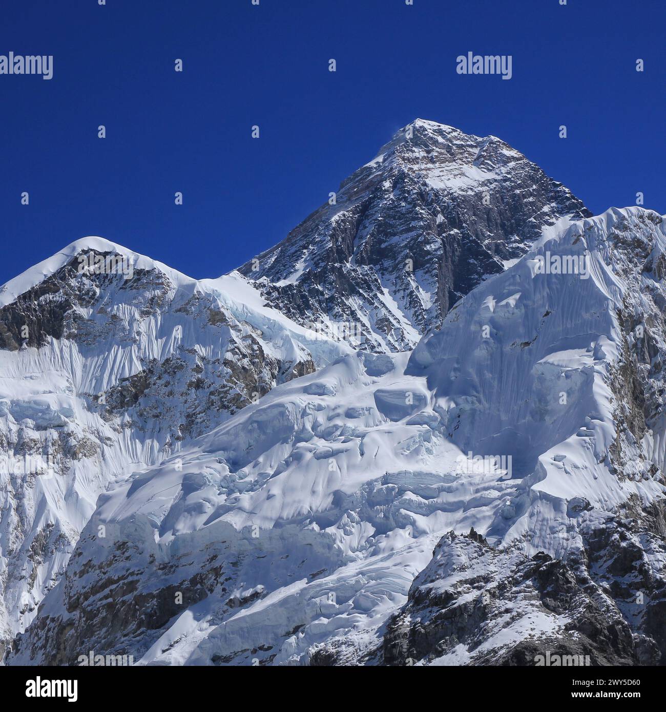 Mt everest nepal hi-res stock photography and images - Alamy