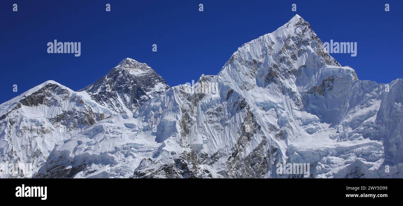 Peaks of Mt Everest and Nuptse seen from Kala Patthar, Nepal Stock ...
