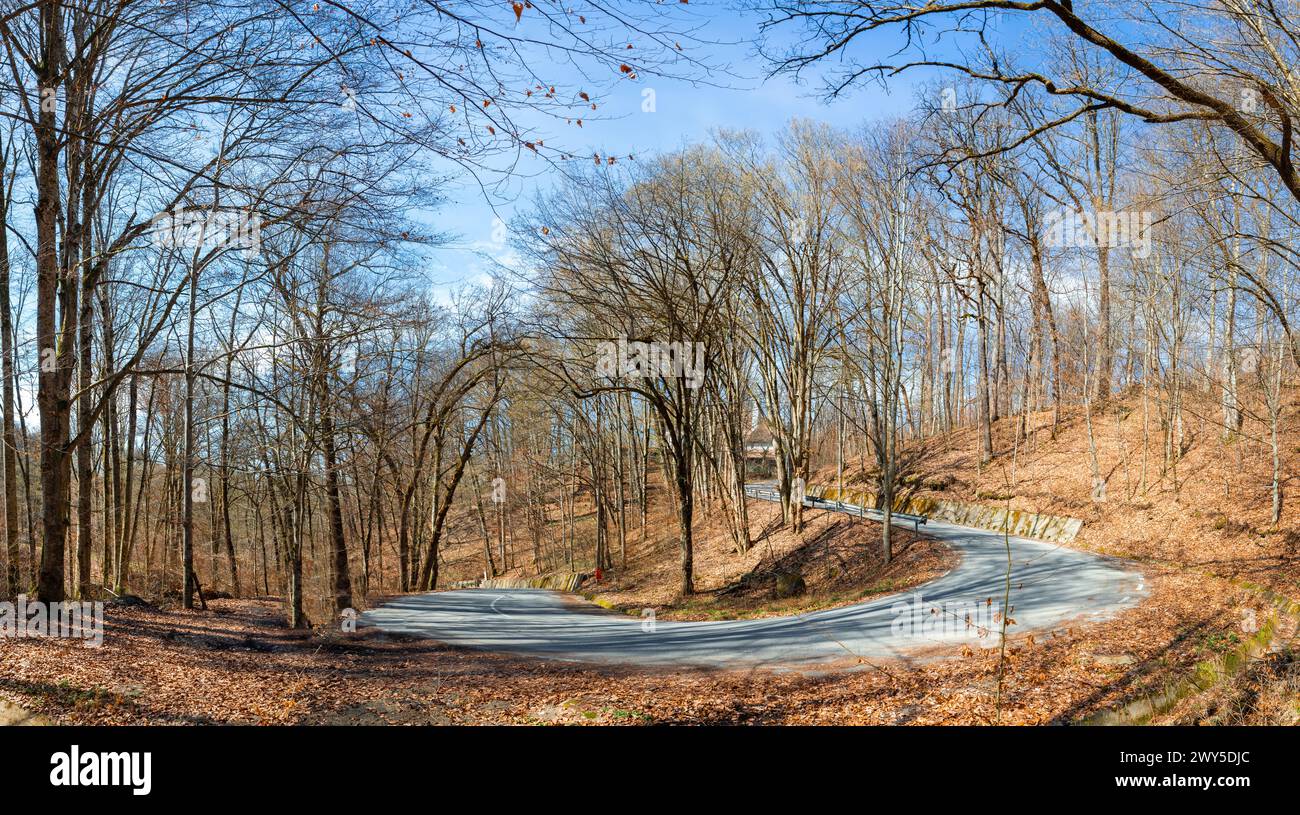 Winding meandering pathway track hi-res stock photography and images ...