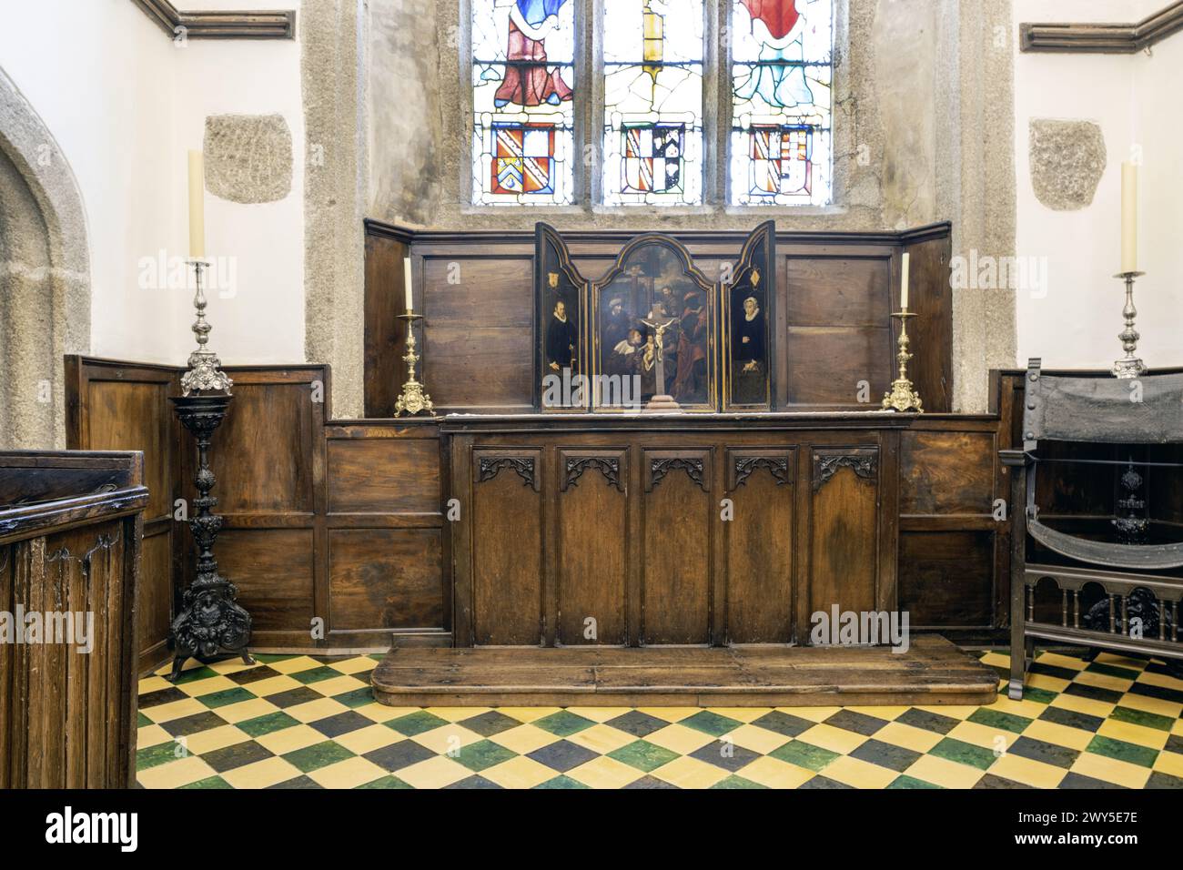 Cotehele House, Calstock, Cornwall, England, UK - view of the altar in ...