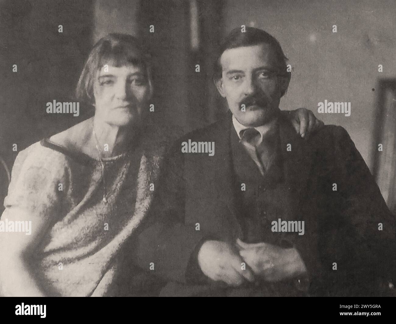 Photographie de Suzanne Valadon et Maurice Utrillo en 1932 - Unknow ...