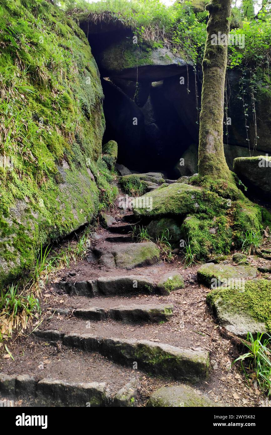 Cave of artus hi-res stock photography and images - Alamy