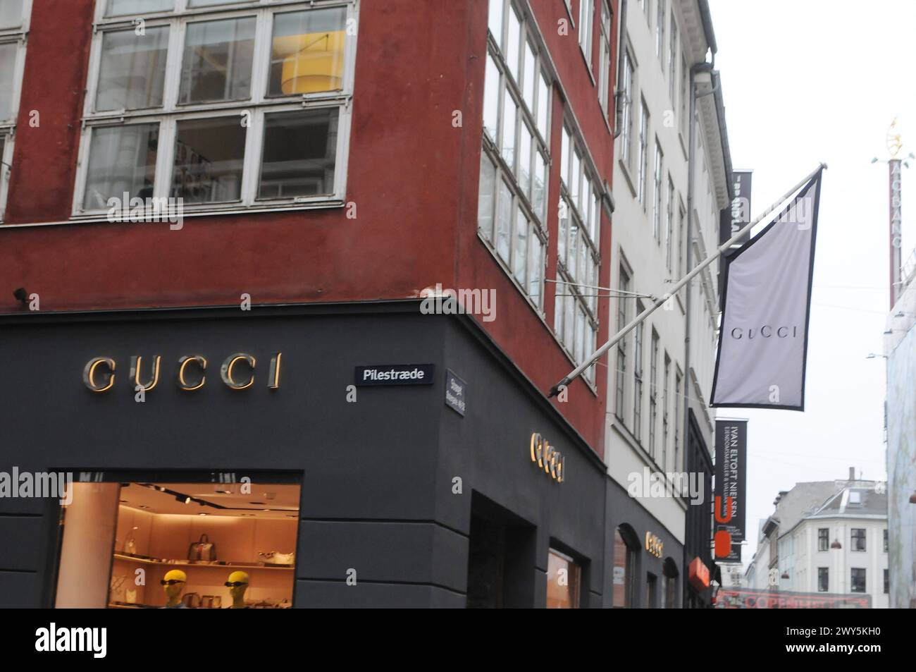 Gucci luxury items hi-res stock photography and images - Alamy