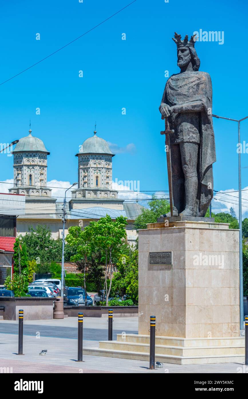 Statue of mircea cel batran in Romanian town Targoviste Stock Photo - Alamy