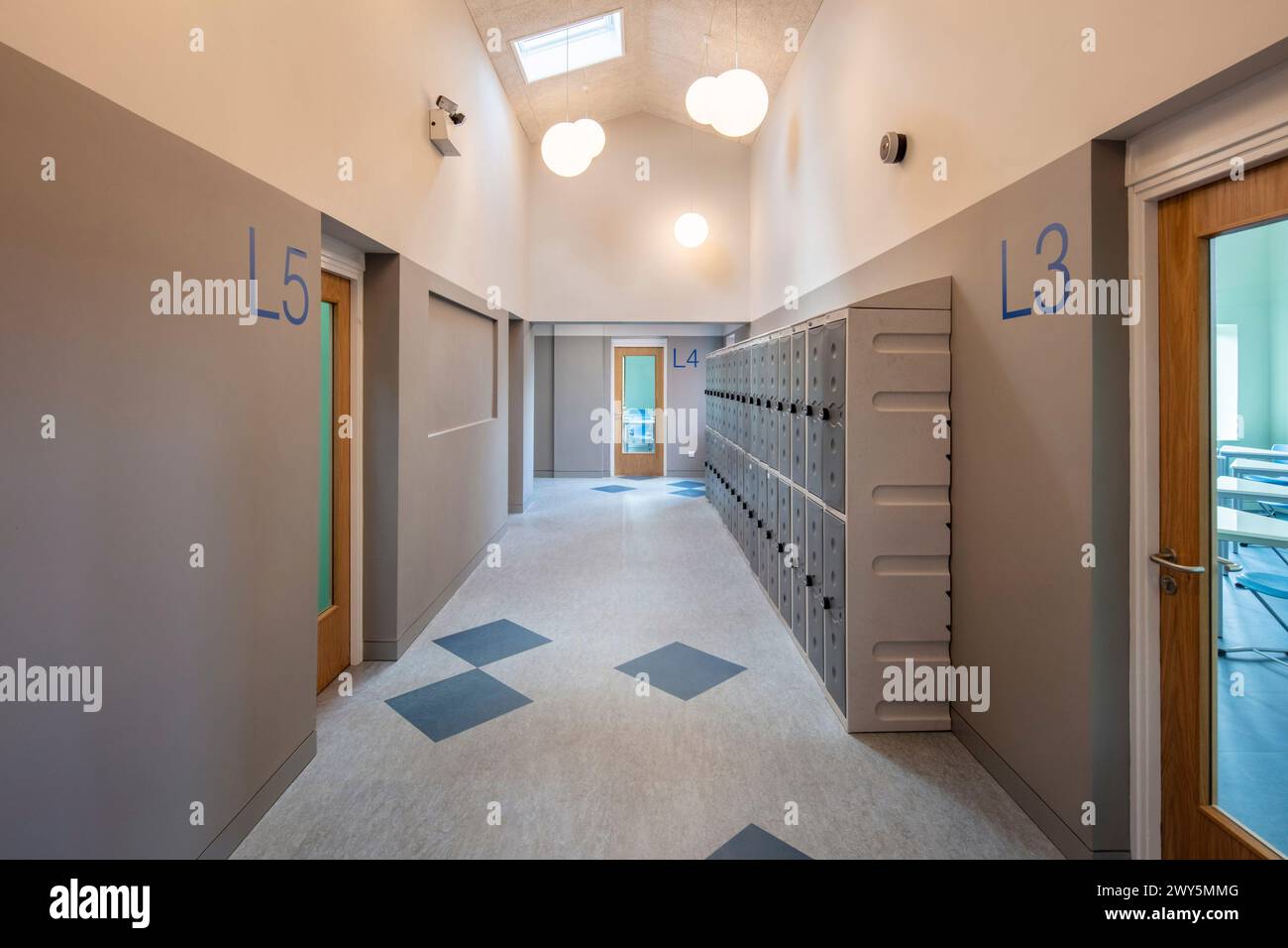 Re-furbished corridor with high ceilings. John Lyon School, Harrow ...