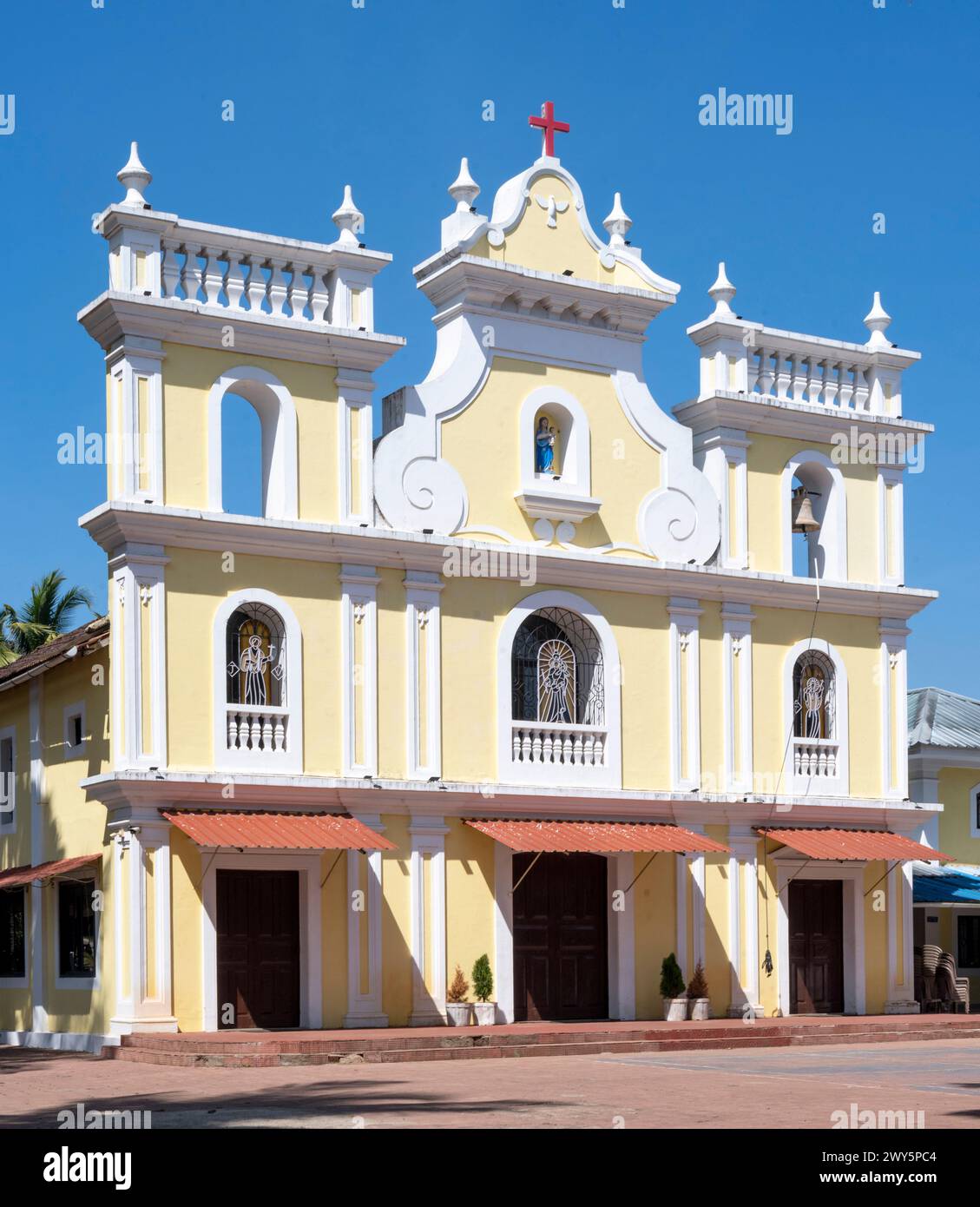 Indien, Goa, Morjim, Our Lady of Miracles Church (Milagres church hall ...