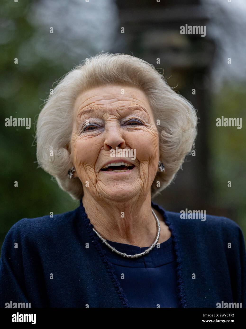 SOESTDIJK, the Netherlands, 04-04-2024 Princess Beatrix unveils the ...
