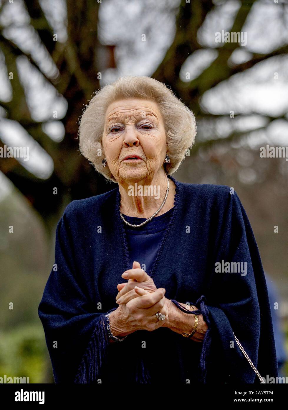 SOESTDIJK, the Netherlands, 04-04-2024 Princess Beatrix unveils the ...