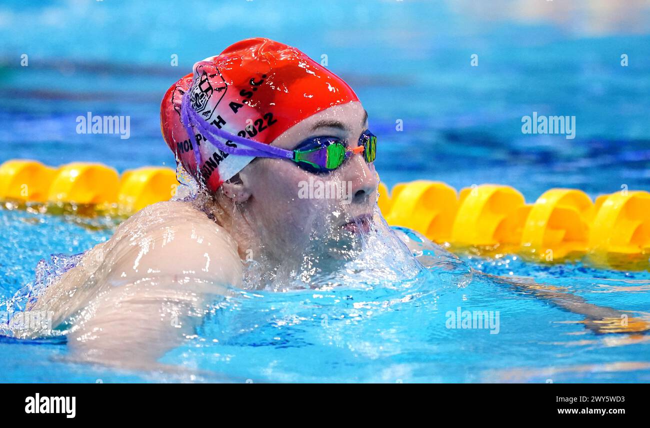 Libby Freeman in action during the Women's 400m IM Heats on day three of the 2024 British ...