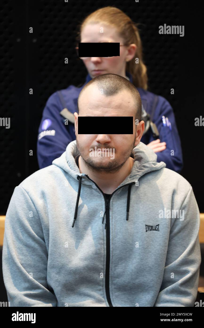 The accused Amond Radu pictured during the jury constitution session at ...