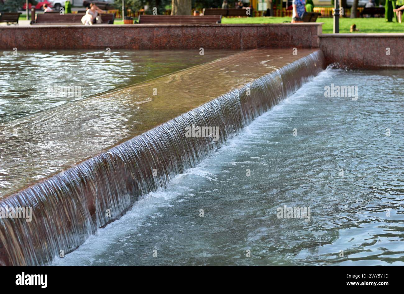 Clear water flows over edge hi-res stock photography and images - Alamy