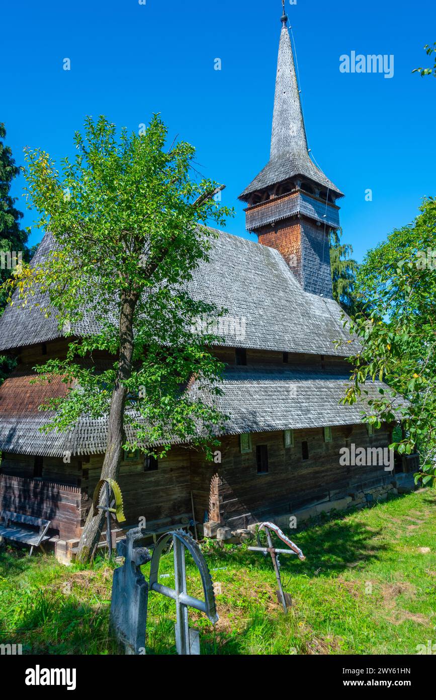Wooden church Paraschiva at Poienile Izei in Romania Stock Photo - Alamy