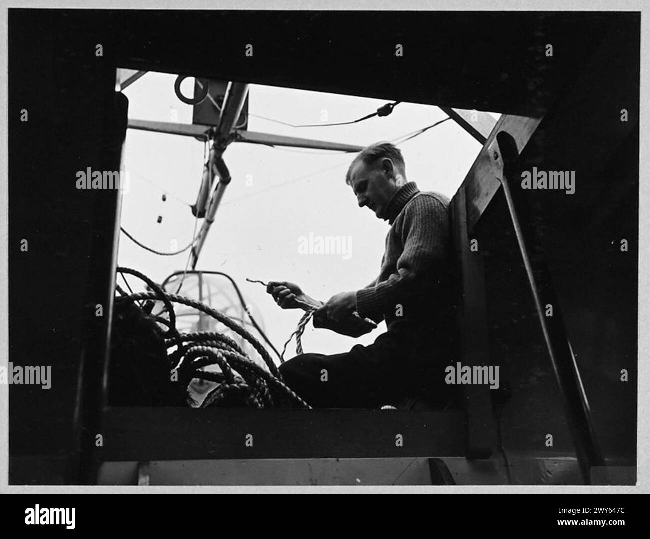 AIR-SEA RESCUE LAUNCH 2586 - AND OTHERS - For story see CH.9337 ...