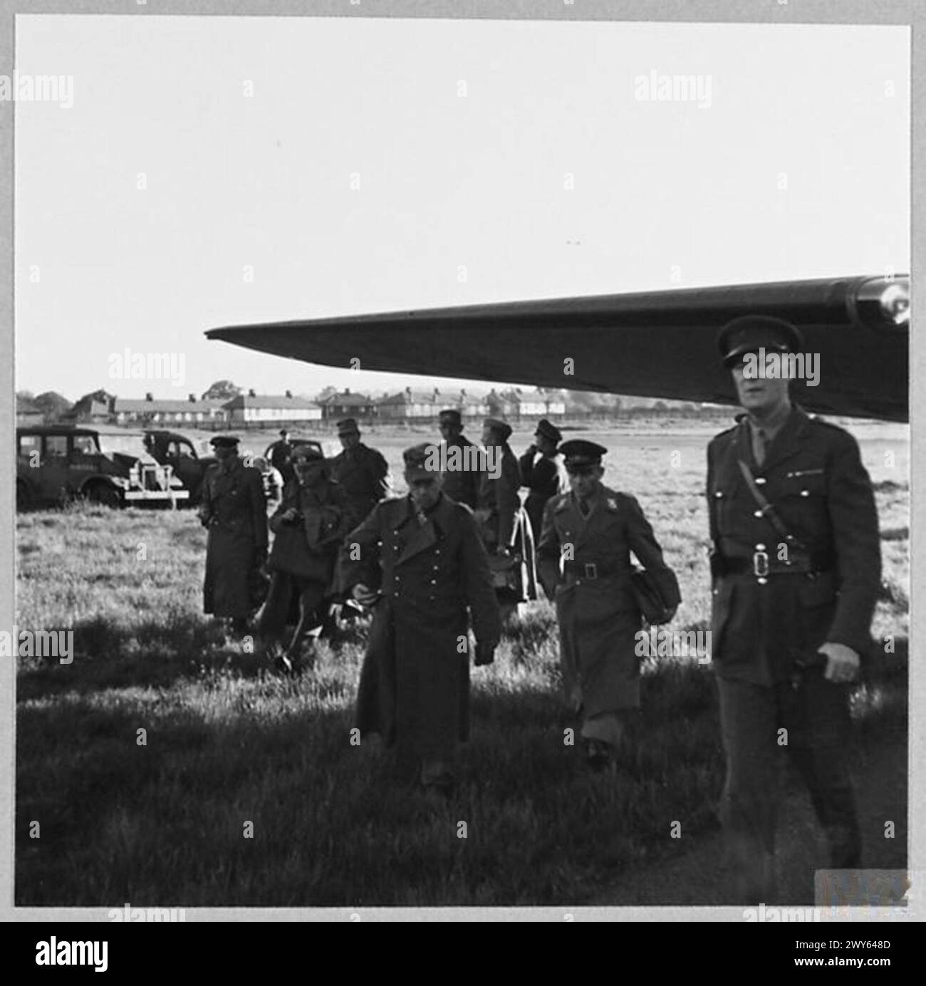 GENERAL VON ARNIM AND OTHER HIGH RANKING GERMAN OFFICERS SURRENDERED TO ...