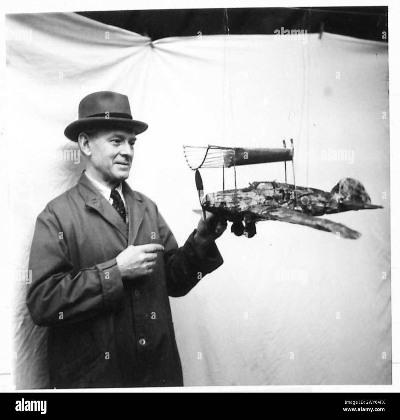 Anti-V.I. Device - Monsier F. Speeckaert with his anti-V.l. invention ...