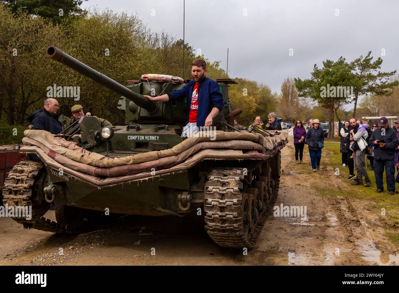 British valentine tank hi-res stock photography and images - Alamy