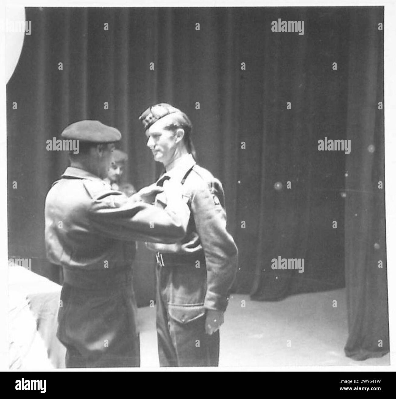 INVESTITURE BY THE C-IN-C AT 15TH SCOTTISH DIVISION - 30917 T ...