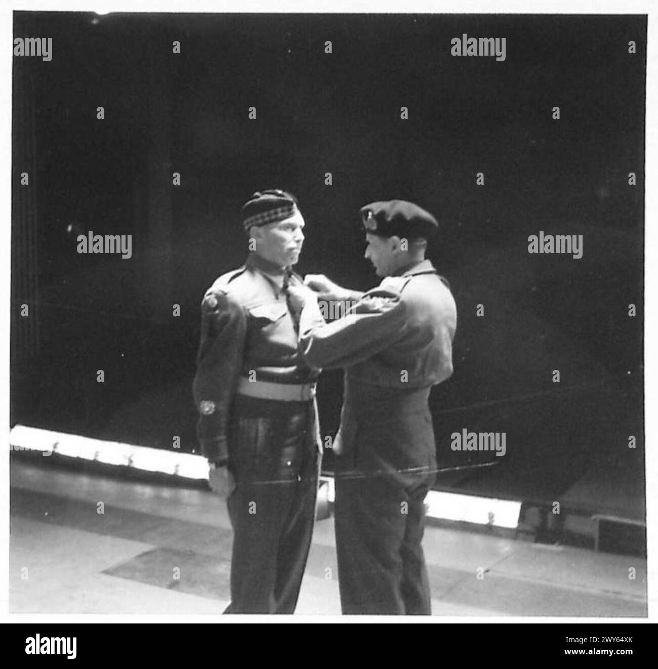 INVESTITURE BY THE C-IN-C AT 15TH SCOTTISH DIVISION - 3129045 CSM C ...